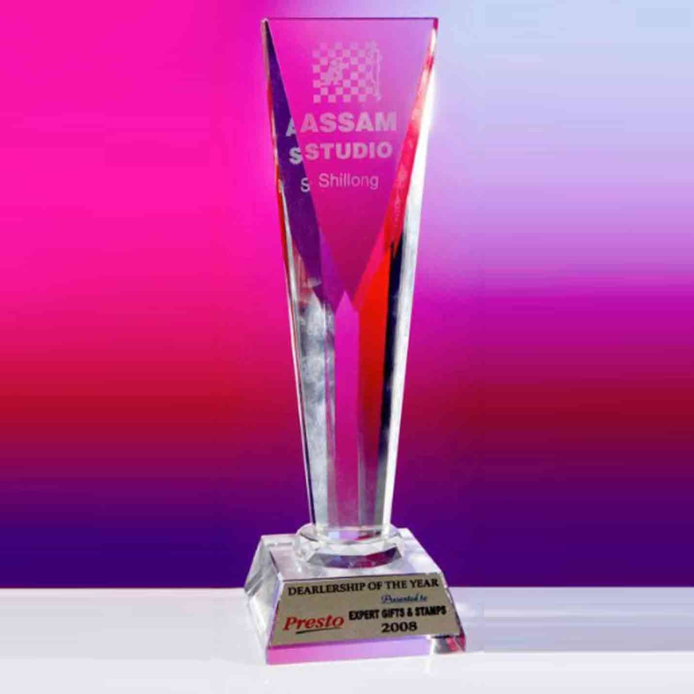 Customized Crystal Trophies Online At Best Price presto