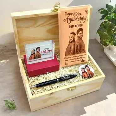 Romantic Gift Box | Best Gift For Spouse Online - Presto